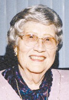 Elizabeth Holst's Instagram, Twitter & Facebook on IDCrawl